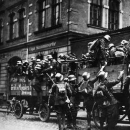 The picture agency bpk is a central media service provider of all ...